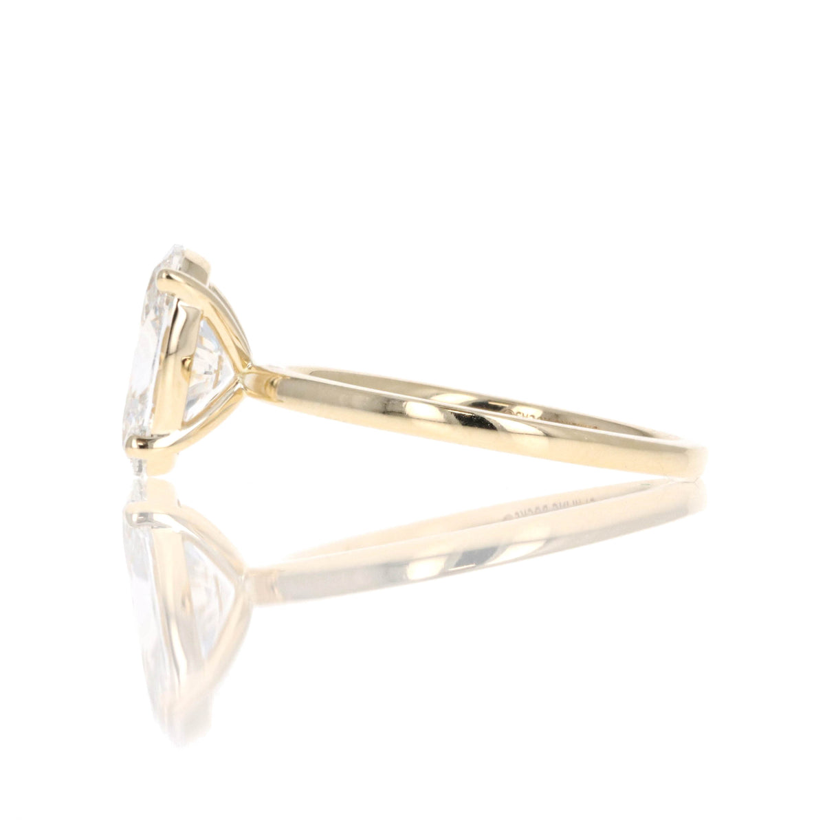 Lab Grown 2 Carat Oval Diamond Solitaire Engagement Ring | QUEEN MAY