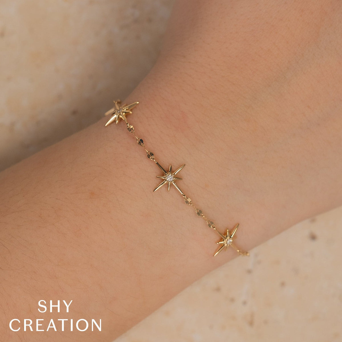14K Gold 0.13 Carat Diamond North Star Tinsel Bracelet | QUEEN MAY
