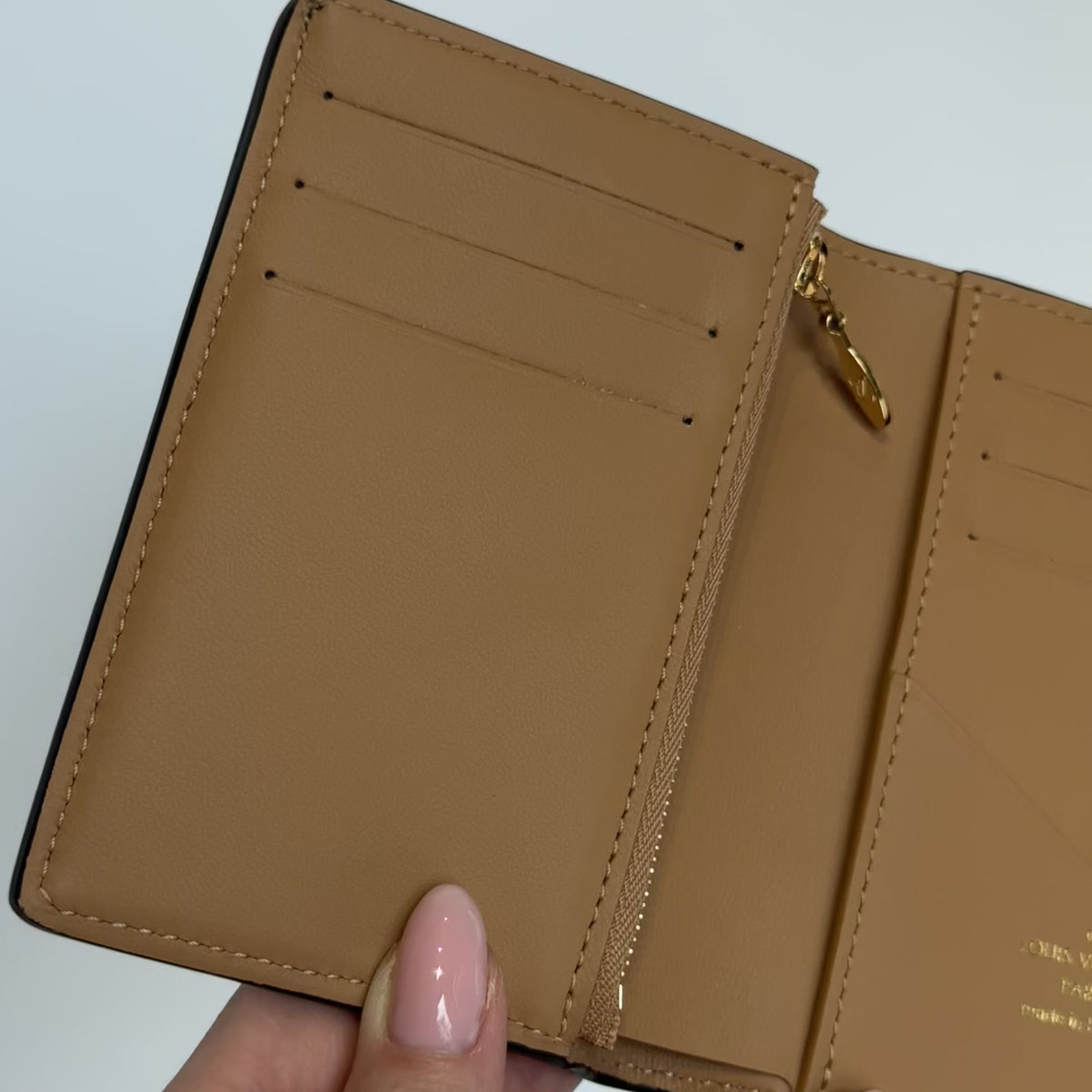 Louis Vuitton Vertical Compact Wallet | QUEEN MAY
