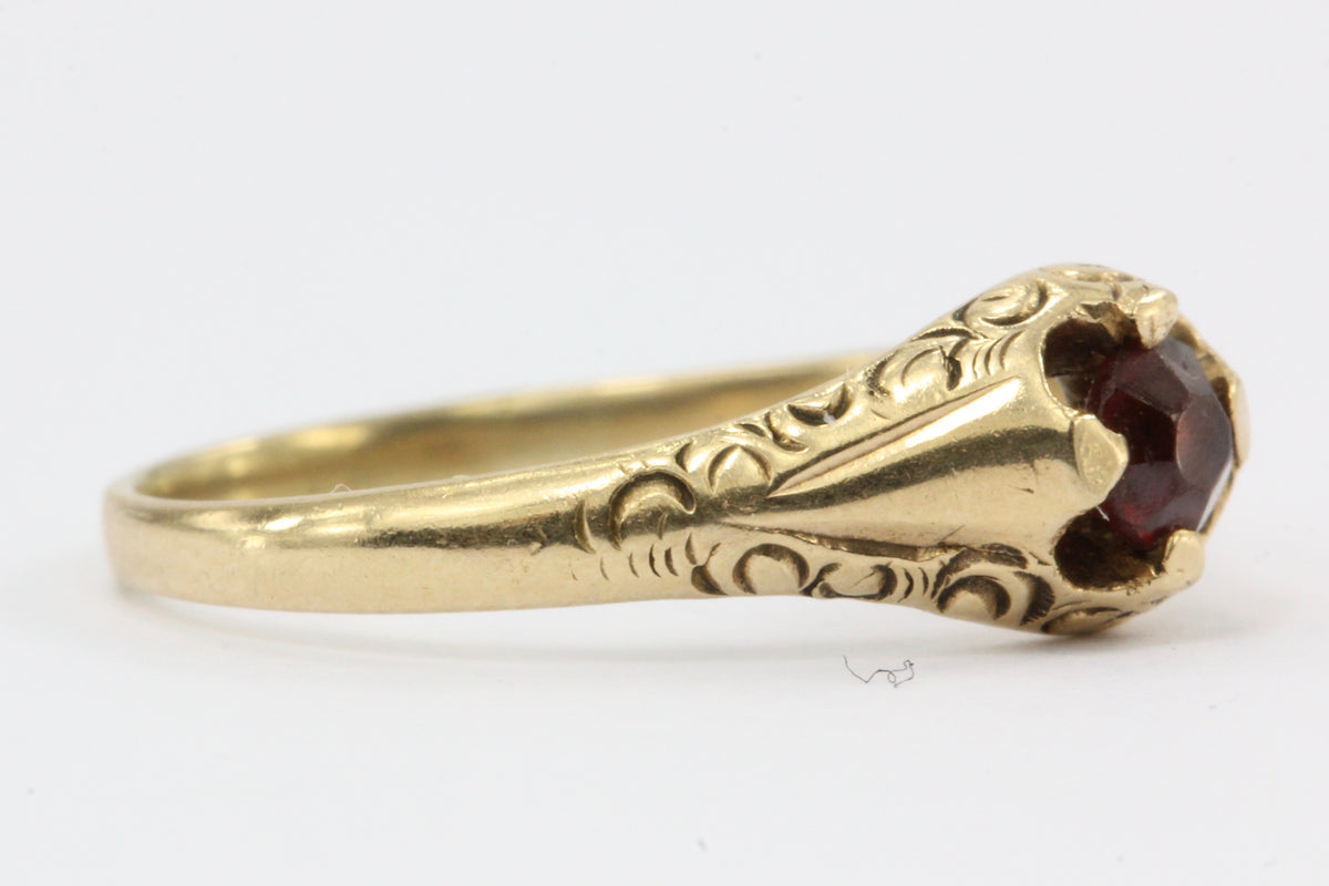 Victorian 14K Gold Garnet Belcher Mount Baby Ring C.1890's | QUEEN MAY
