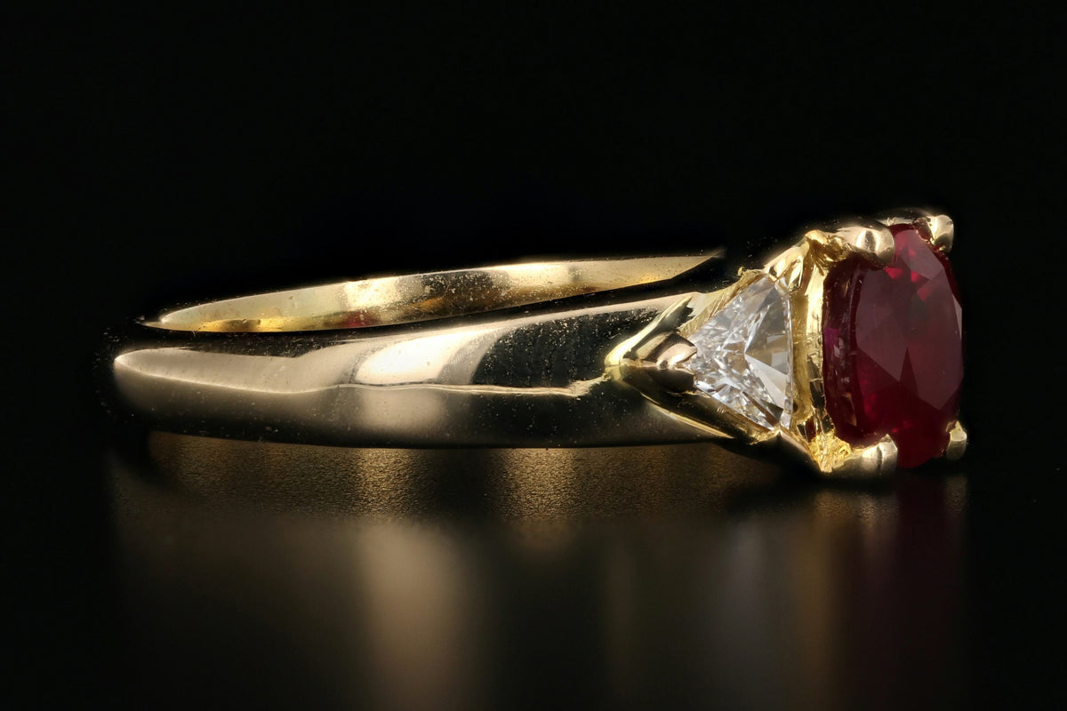 18K Yellow Gold 1.2 Carat Burma Ruby AGL Certified | QUEEN MAY