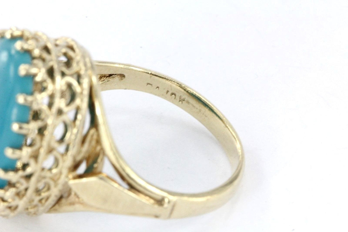 Vintage 10K Gold Blue Coral Ring | QUEEN MAY